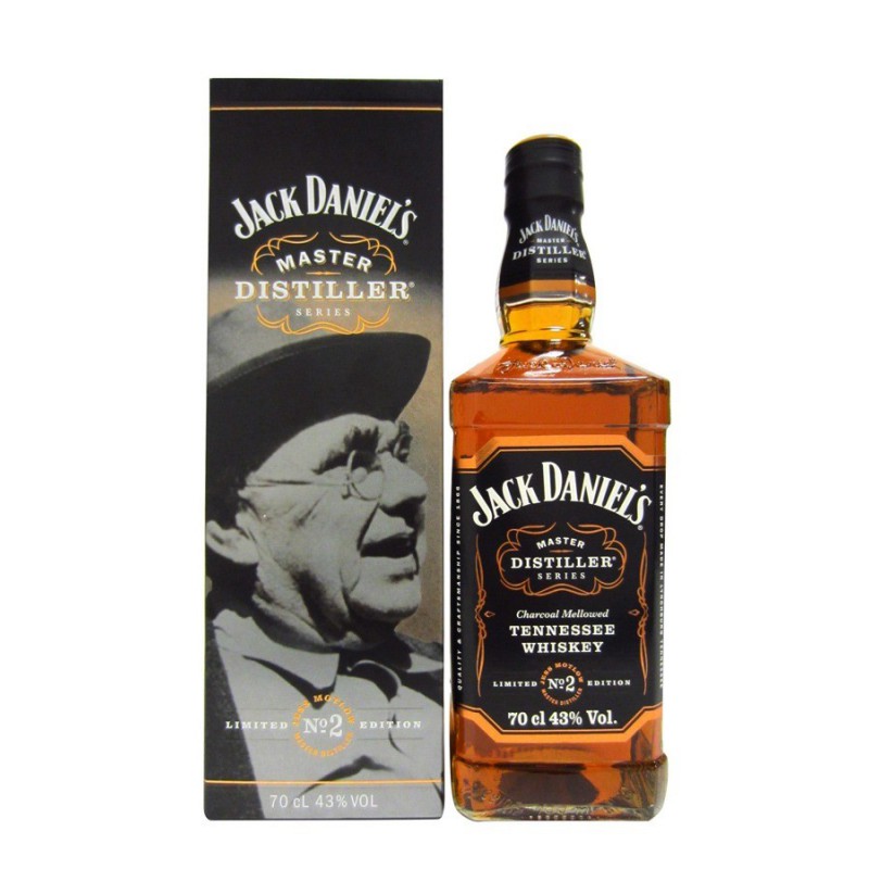 Jack Daniel's n°2 - whisky Tennessee - Les Caves Du Roy - Paris